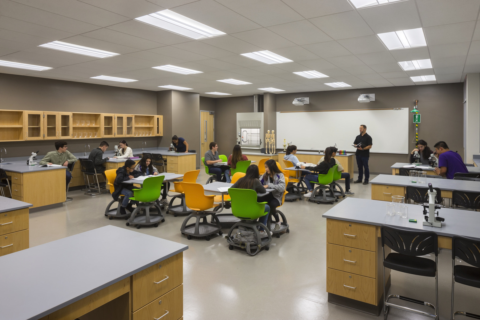 Rethinking Classroom Design to Promote Collaboration | Ideas | HMC ...