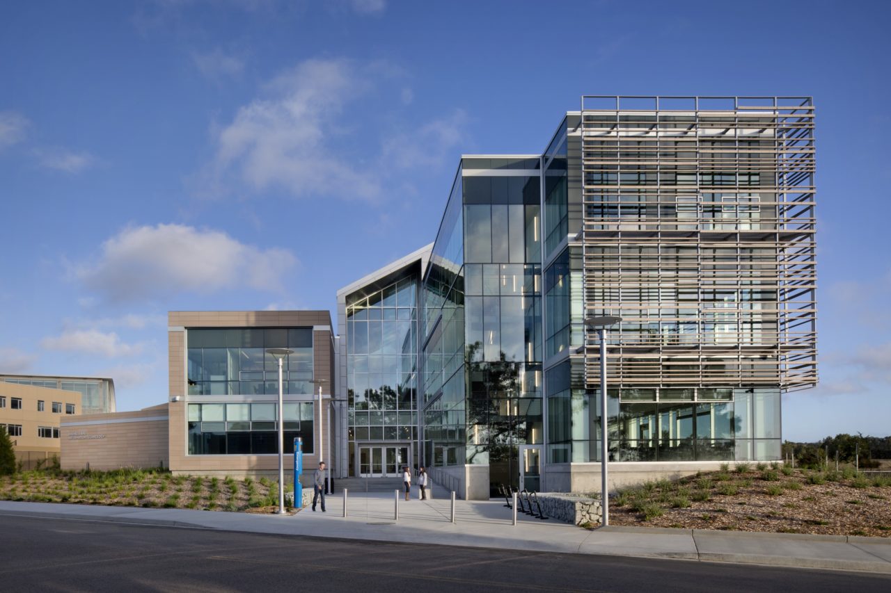 CSUMB Joel and Dena Gambord Business and Information Technology ...